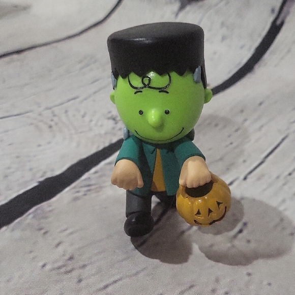 Peanuts | Holiday | Peanuts Frankenstein Halloween Figurine | Poshmark